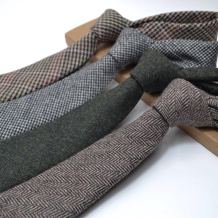 Houndstooth Wool Tie | Gentleman Rules