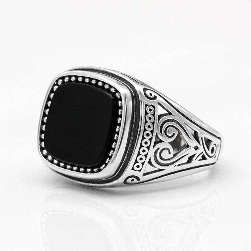 Magnus 925 Sterling Silver Signet Ring | Gentleman Rules